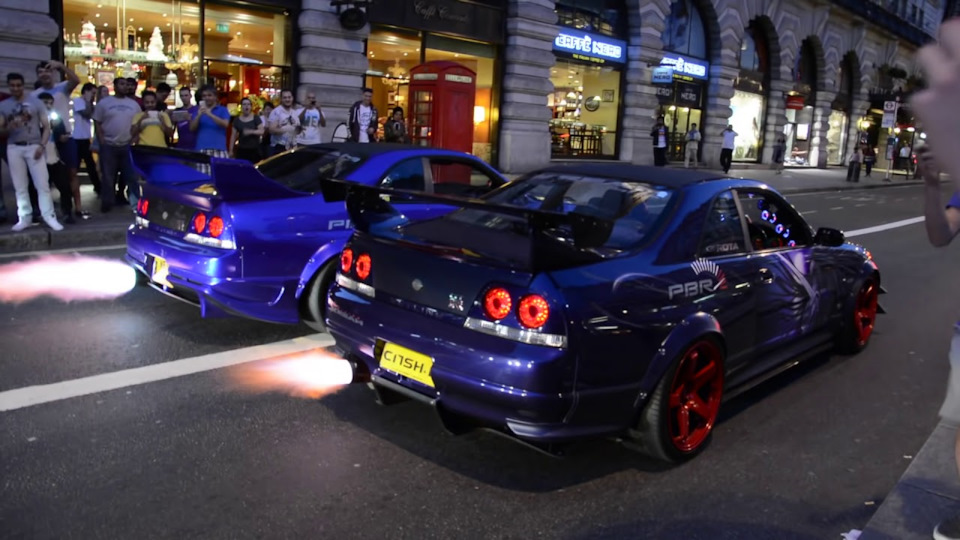 744HP Nissan Skyline GTR R33 V-SPEC FLAMES! — INSANE SOUND and ...