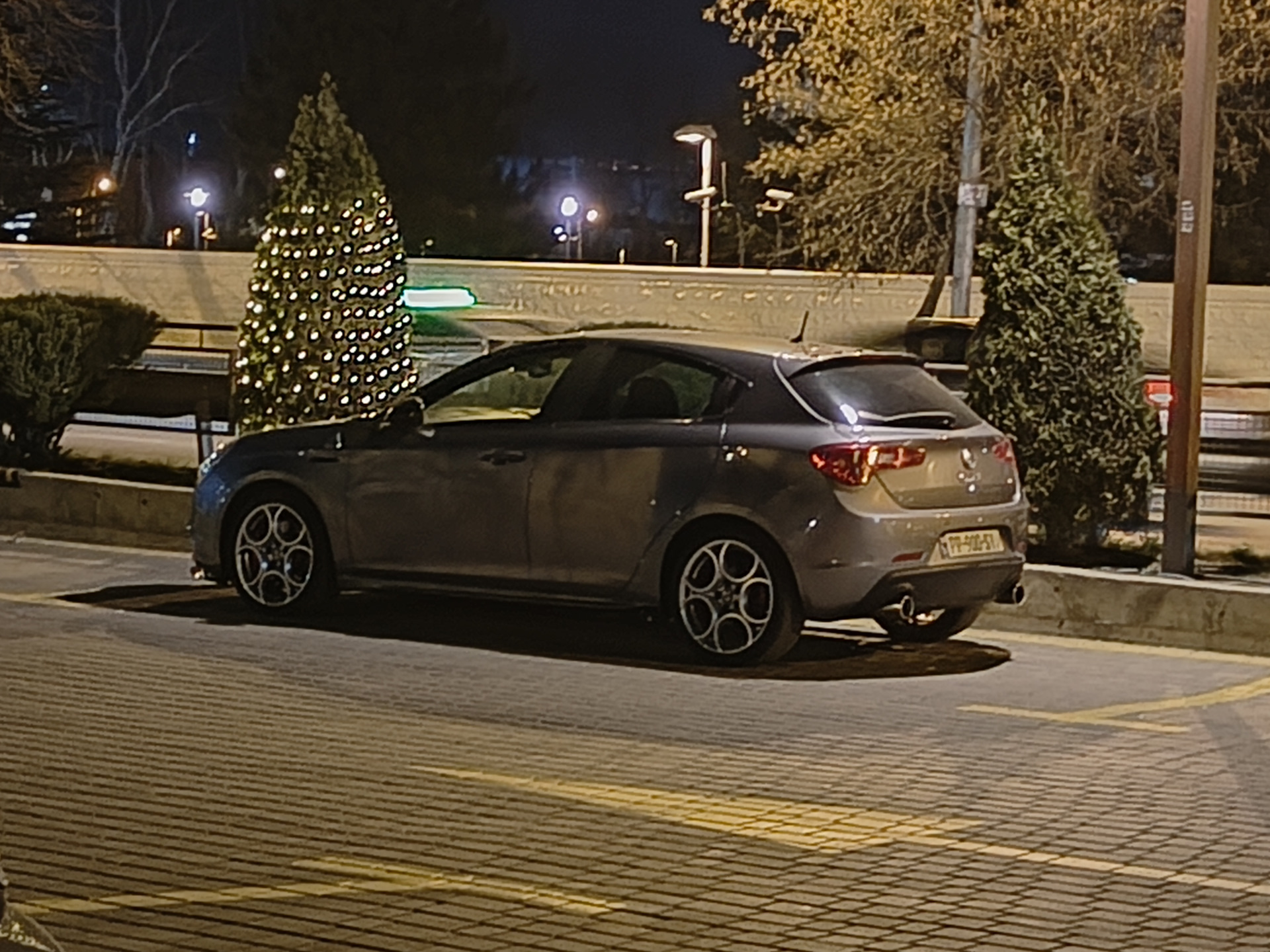 Bandito at night😍😉 — Alfa Romeo Giulietta (940), 1,8 л, 2015 года ...
