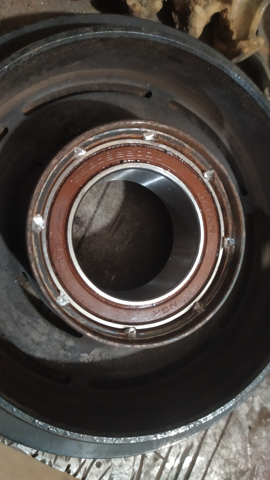 Замена подшипника шкива кондиционера. — Hyundai Santa Fe (2G), 2,7 л ...