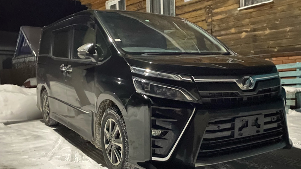 Toyota Voxy (3G) 2.0 бензиновый 2019 | Voxy 2.0 на DRIVE2