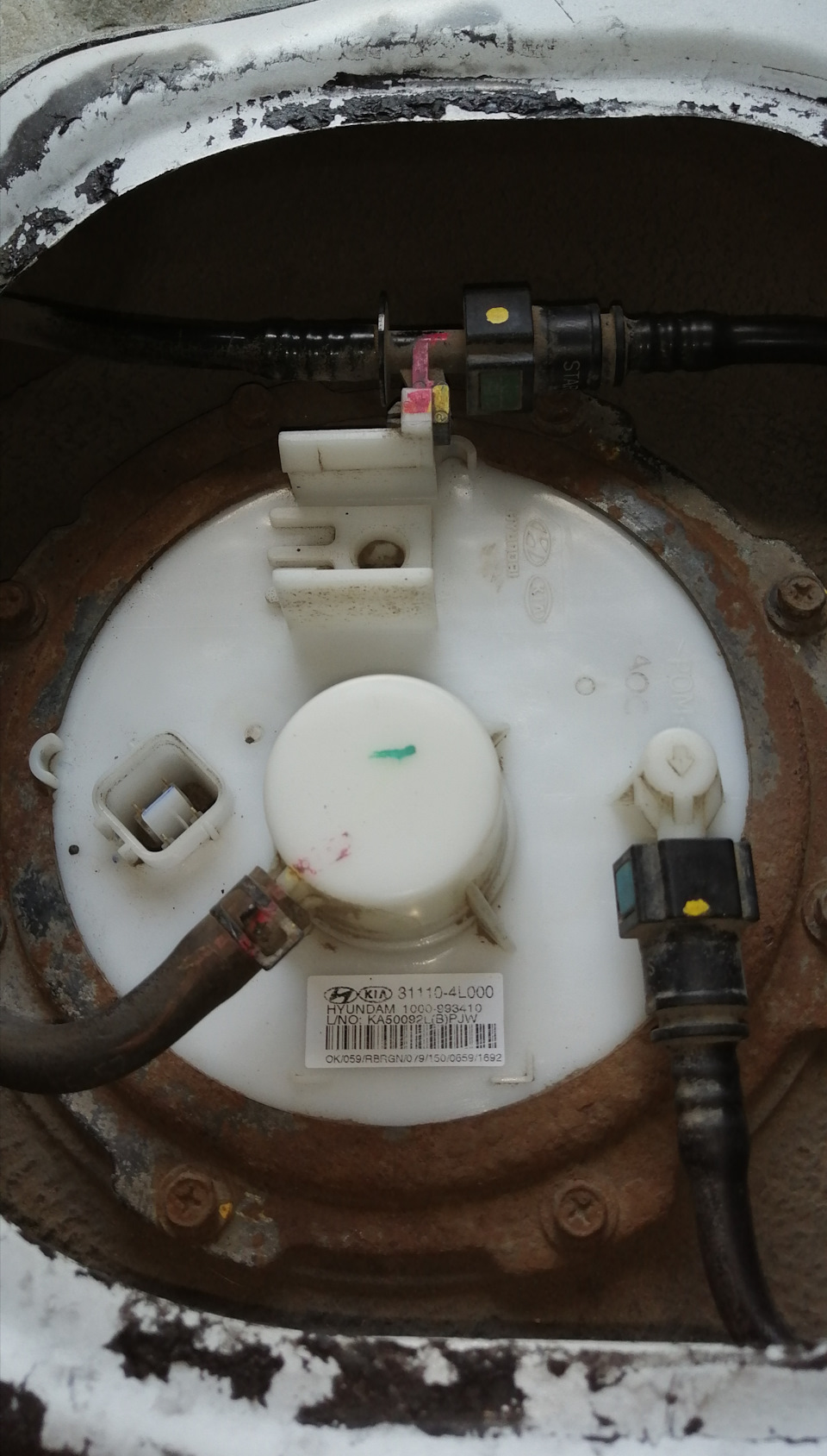 311104L000 Топливный насос центробежного типа без расходомера KIA ...