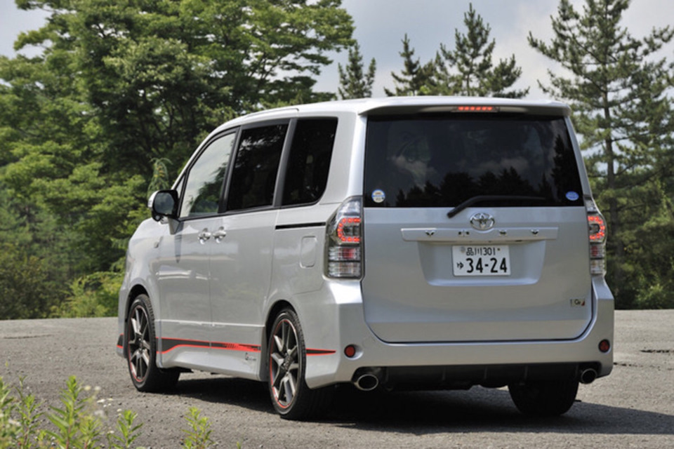 Toyota Voxy zrr70w G’s — DRIVE2