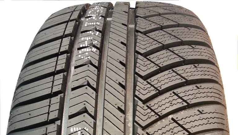 Бомбануло колесо, прощай новая резина — Hyundai Getz, 1,4 л, 2007 года ...