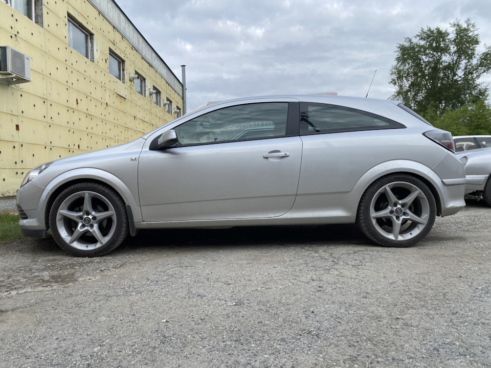 Колпачки GM 96626512 решение — Opel Astra H GTC, 1,6 л, 2009 года ...