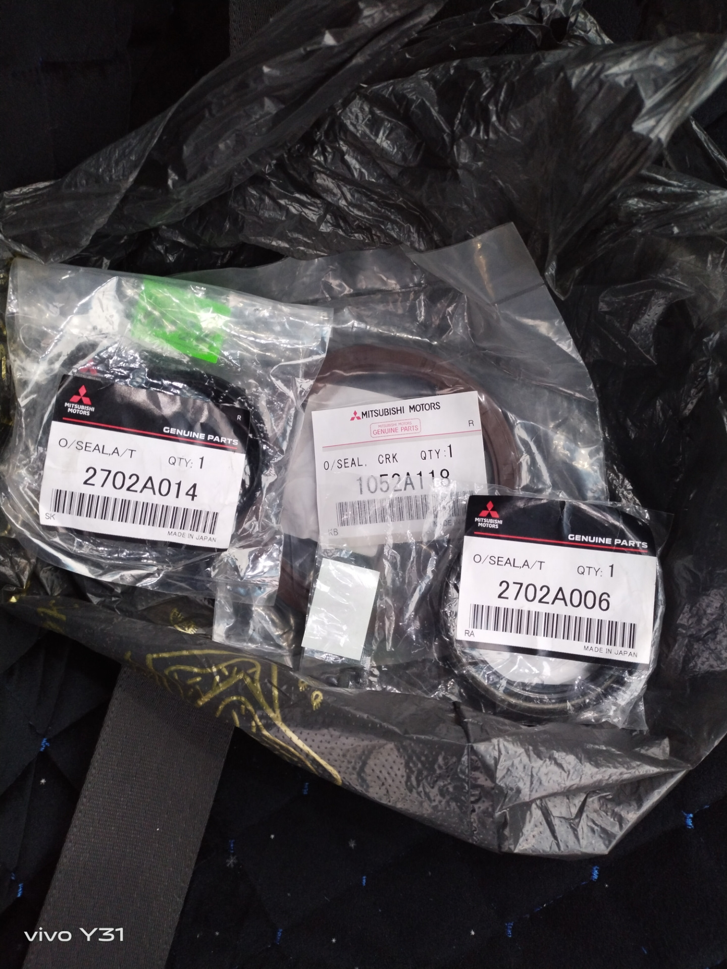 Замена сальников приводов, коренного заднего и под бубликом ...