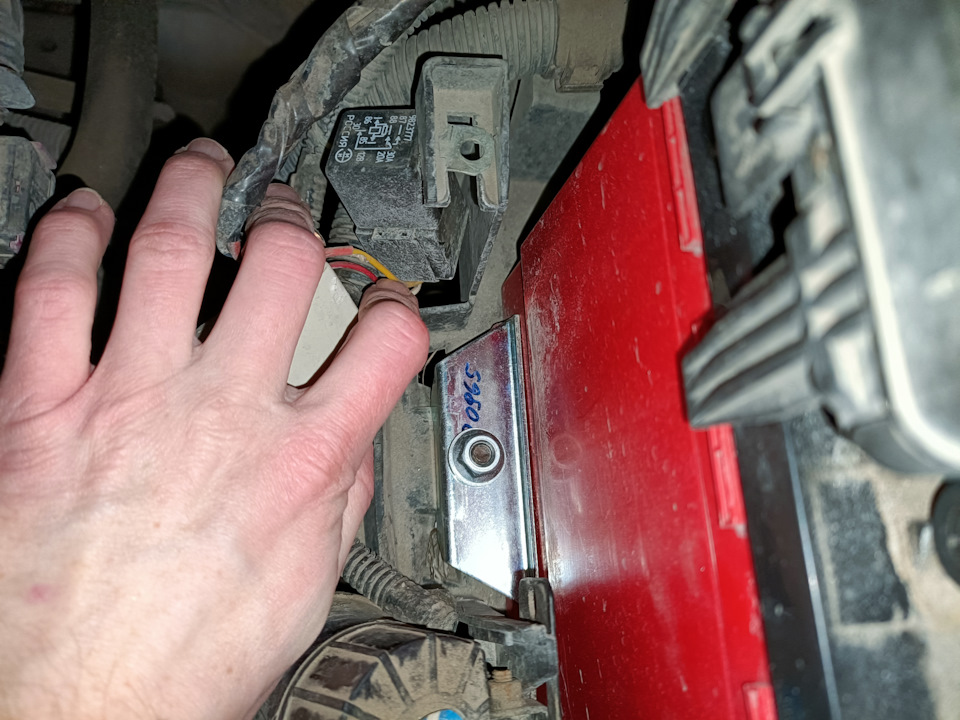 Крепление АКБ от ВАЗ — Opel Corsa D, 1,2 л, 2007 года | своими руками ...