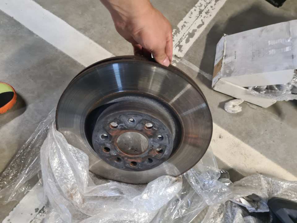 ПРОДАНО Передние тормоза. Brembo Chevrolet Camaro SS 6.2l — Volkswagen ...