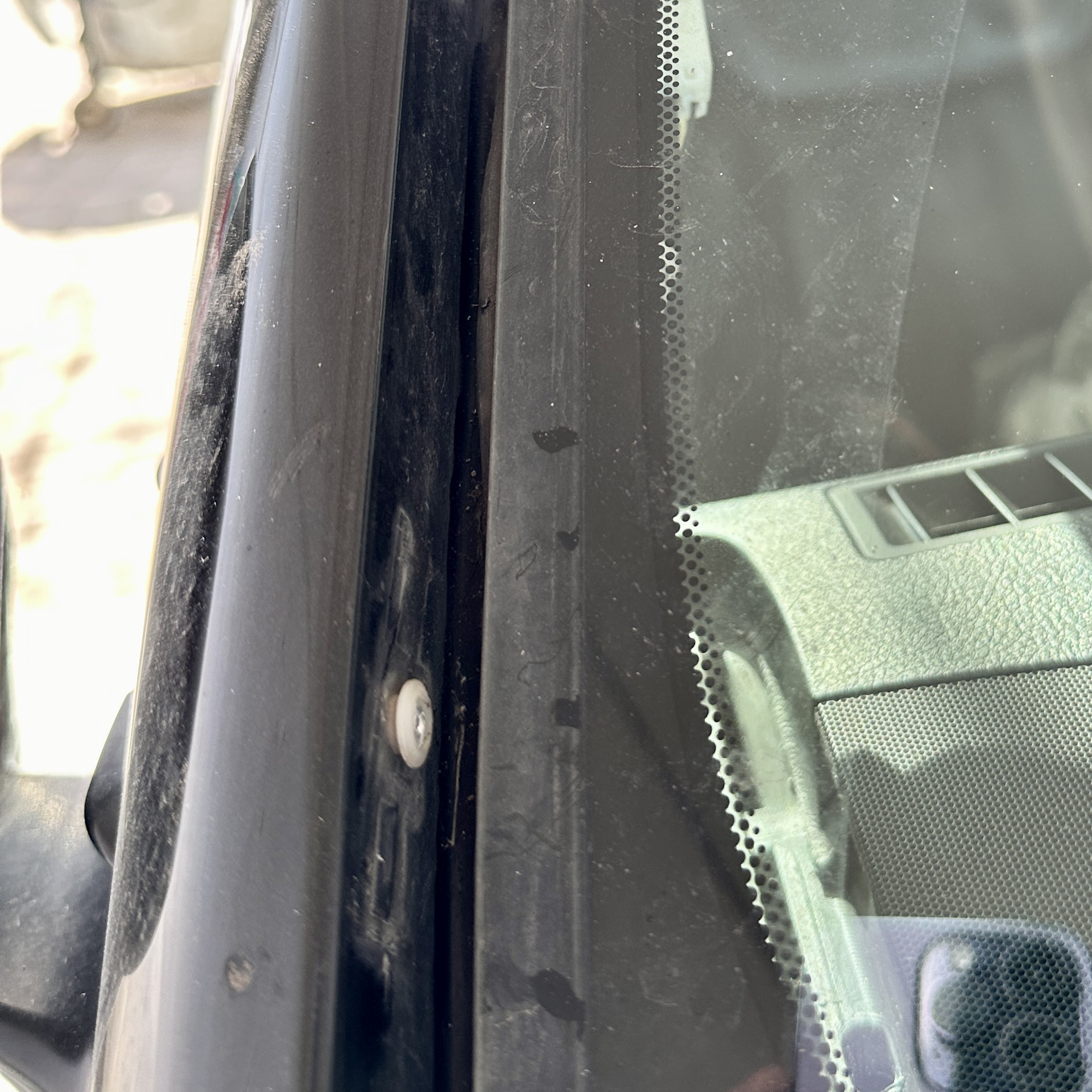 Замена лобового стекла — Lexus LX (URJ200/URJ201), 5,7 л, 2012 года ...