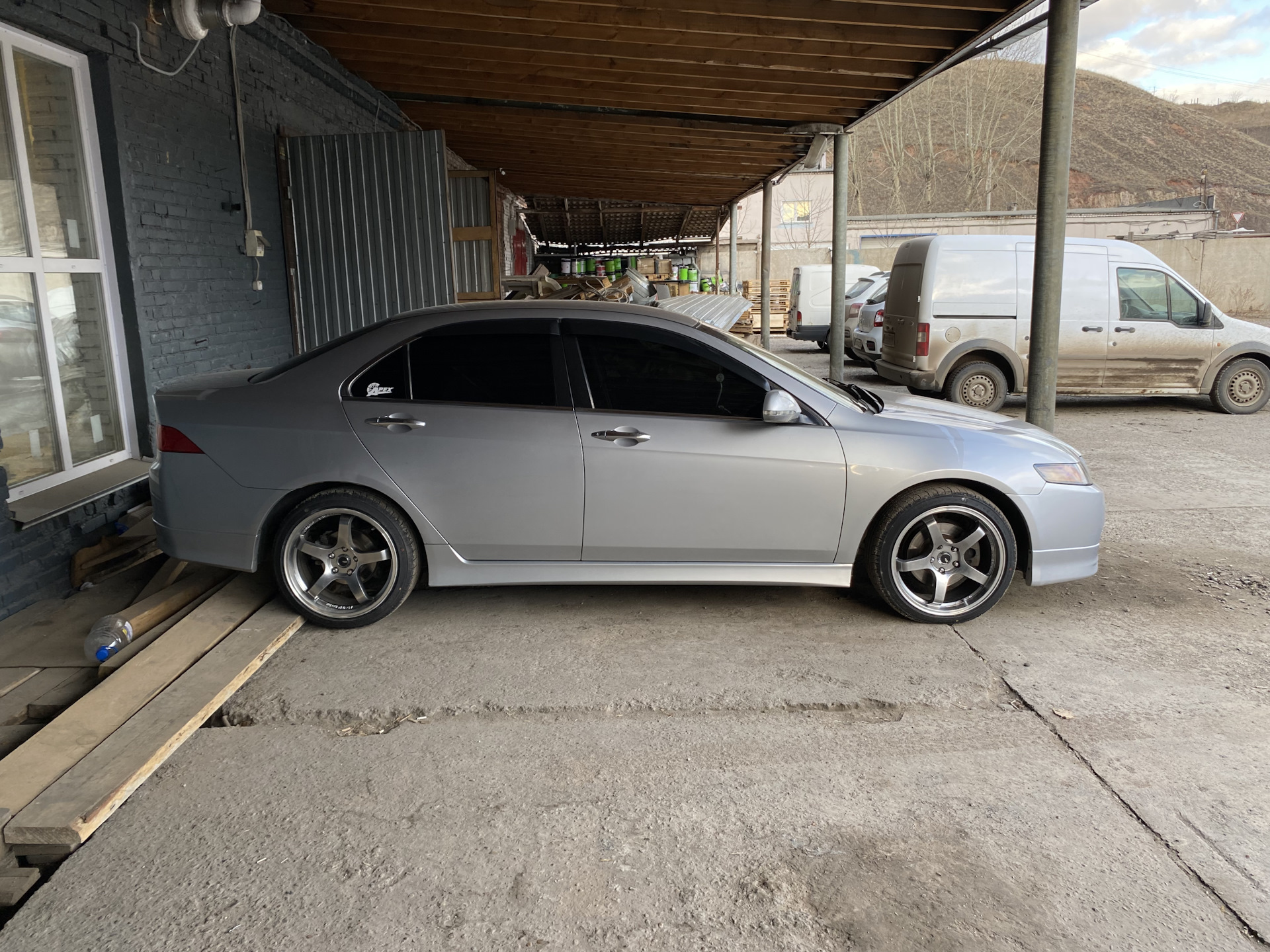 Диски на лето R18, et 38, 8,5j 👌 — Honda Accord (7G), 2,4 л, 2002 года ...