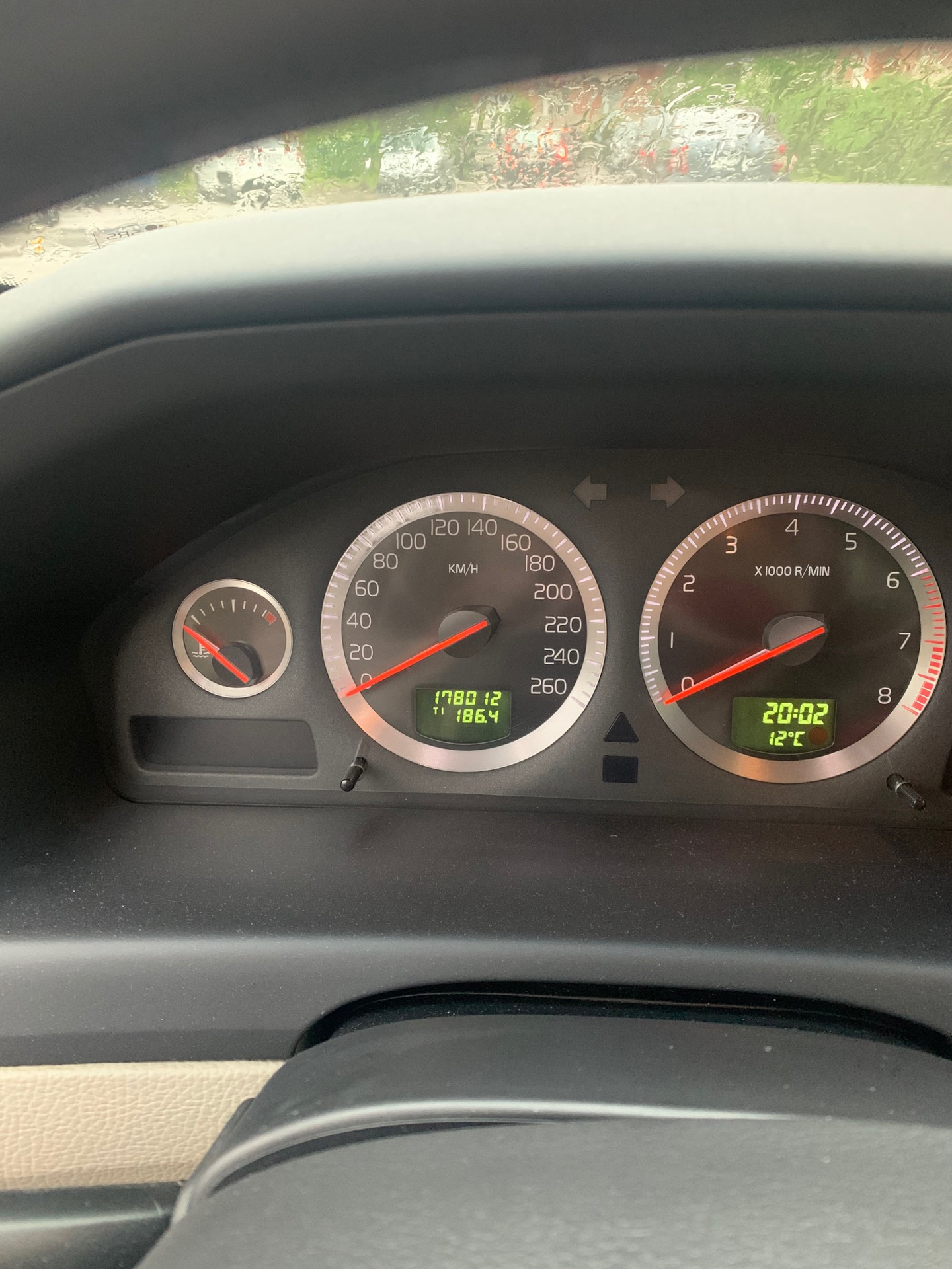 Велобагажник на крышу, замена газовых упоров крышки багажника, крышки ...