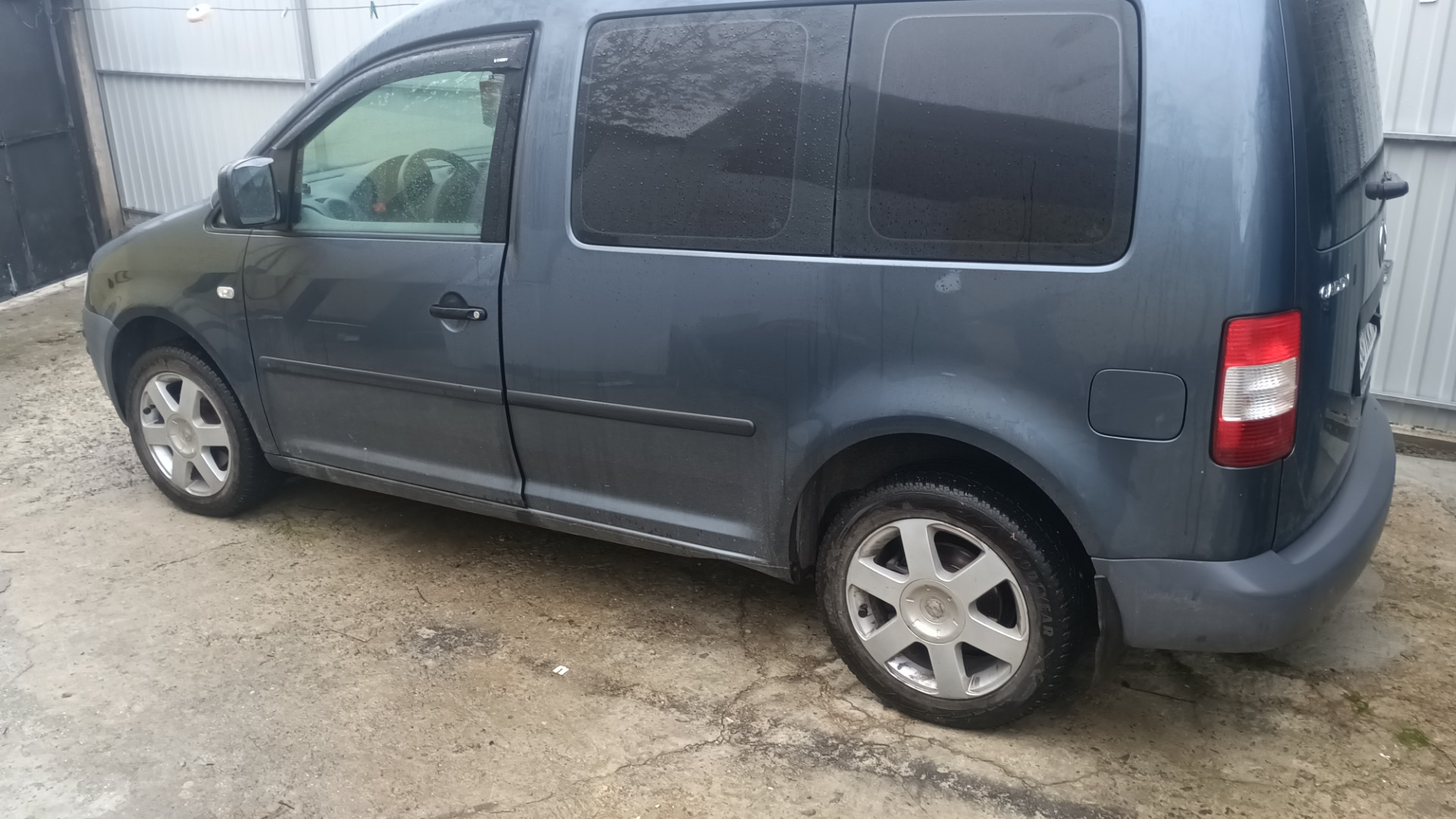 Резиновые дела — Volkswagen Caddy (3G), 1,6 л, 2006 года | шины | DRIVE2
