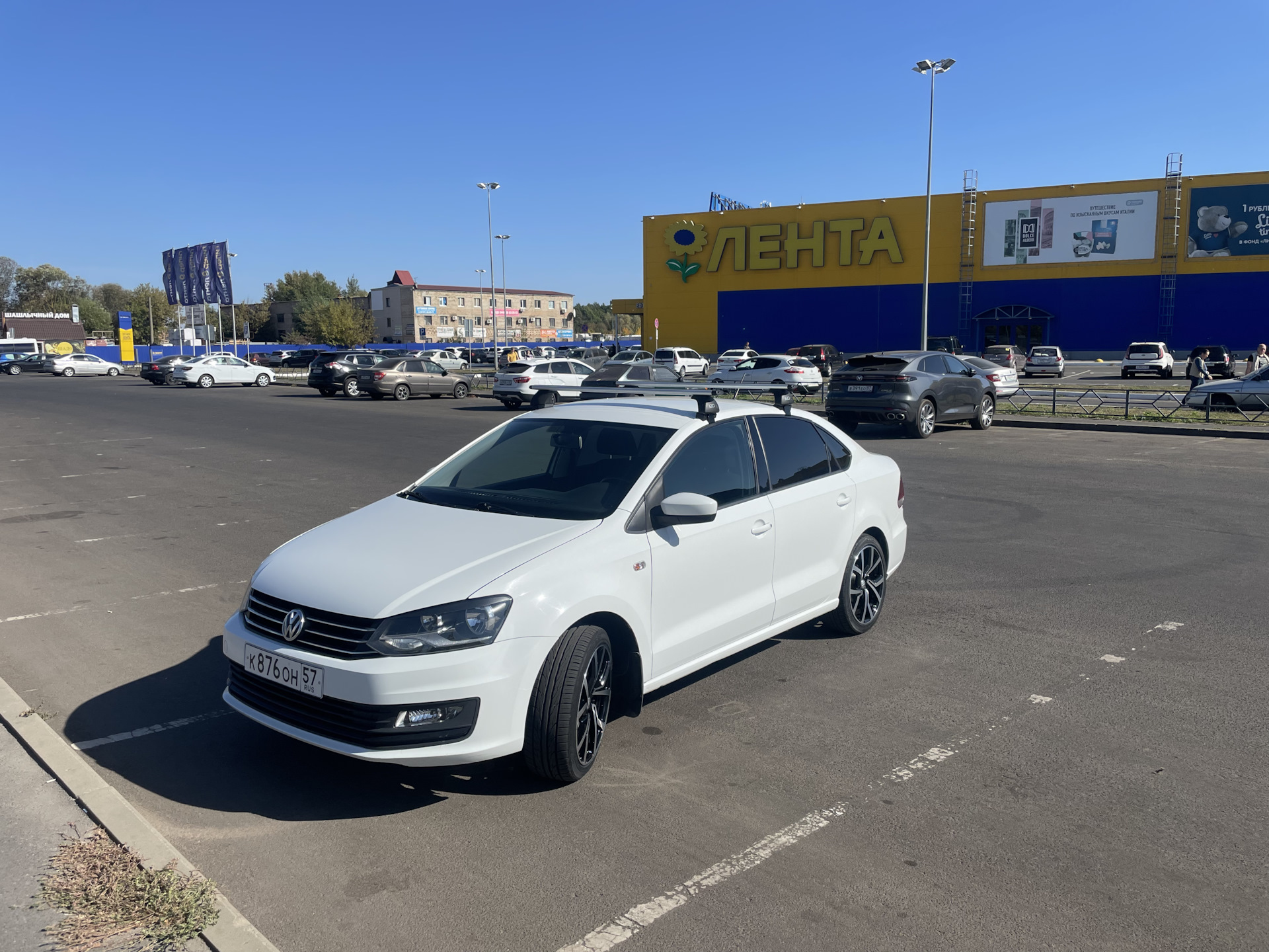 Багажник на крышу — Volkswagen Polo Sedan, 1,6 л, 2016 года | просто ...
