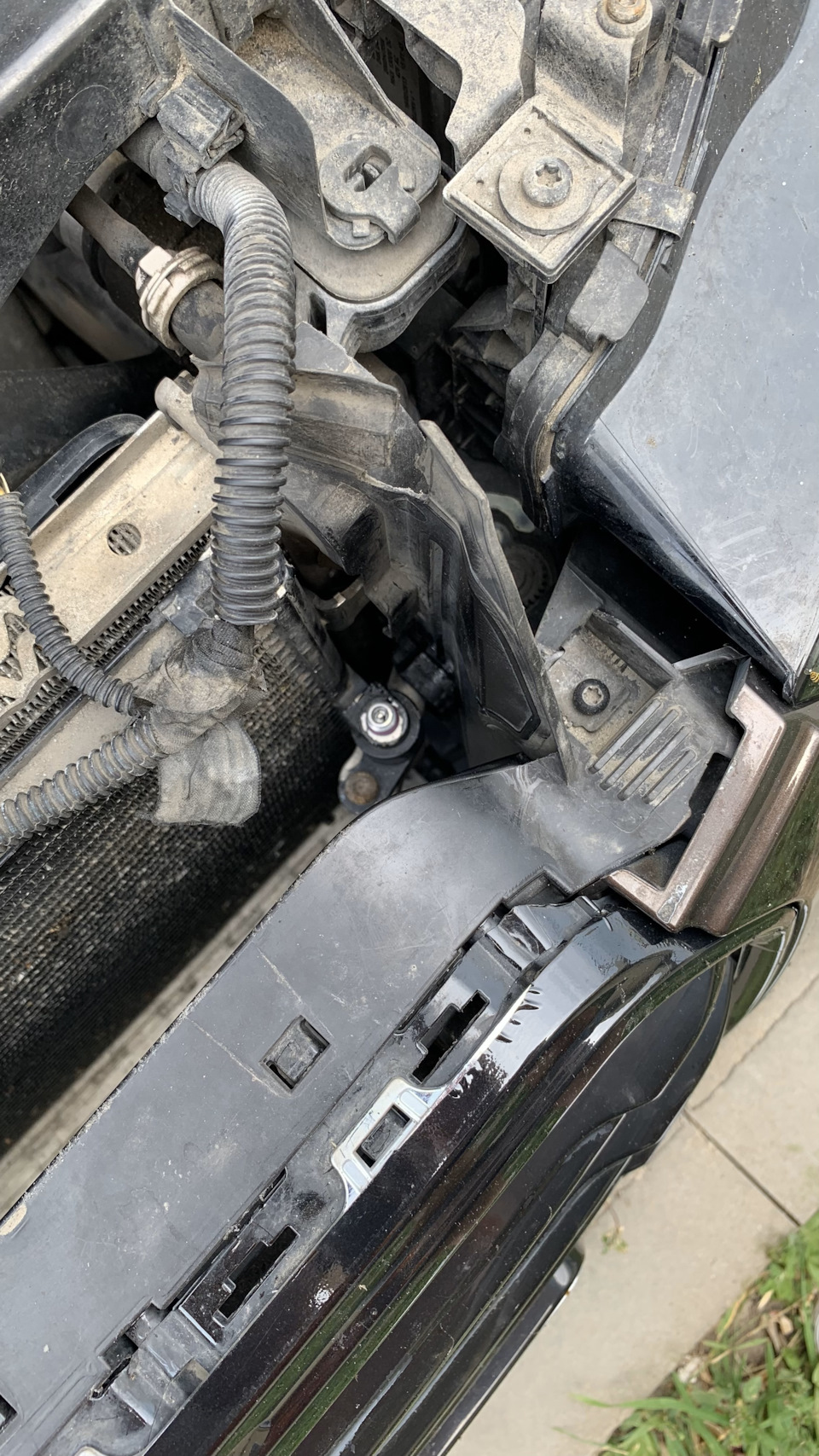 00256 — Датчик давления и температуры хладагента-G395 — Audi A5 ...