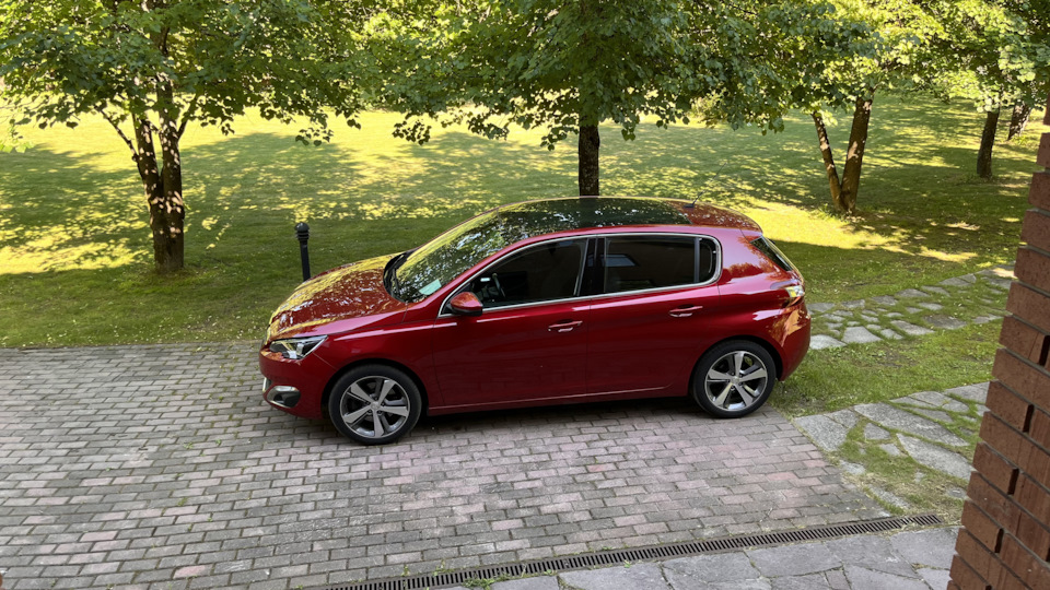 Peugeot 308 (2G) 1.6 бензиновый 2016 | # Red wine на DRIVE2