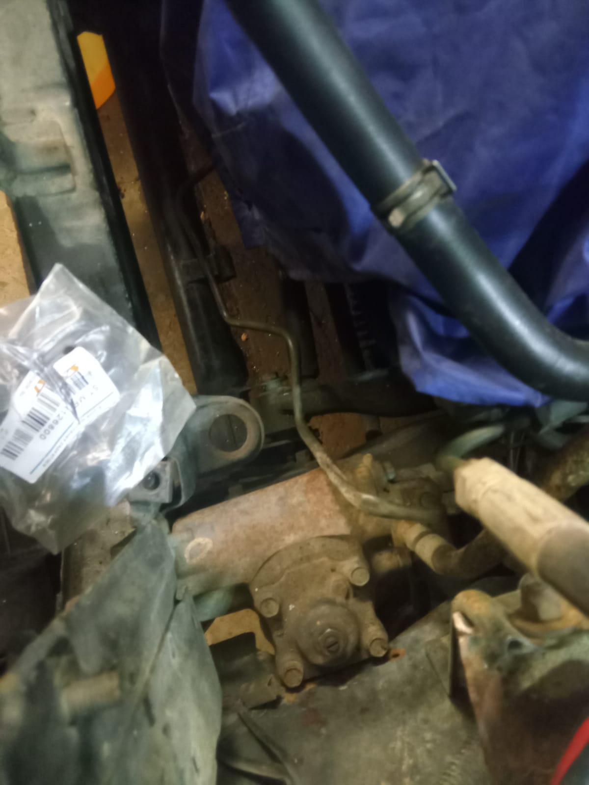 Блок на месте — Mitsubishi Pajero (2G), 2,8 л, 1993 года | своими ...