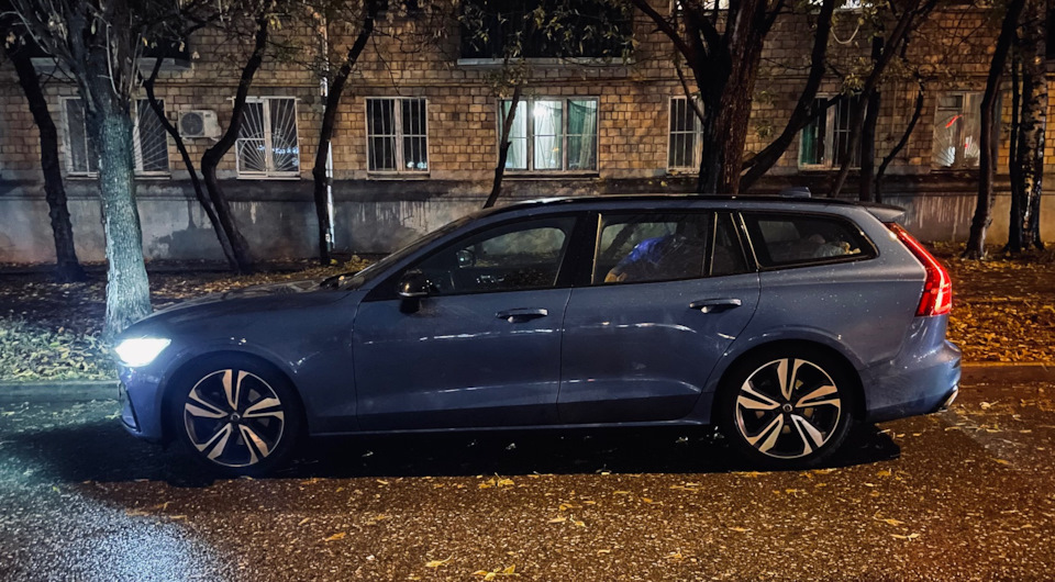 5*4.25 — Volvo V60 (2G), 2 л, 2020 года | колёсные диски | DRIVE2