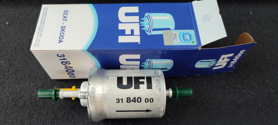 Замена топливного фильтра. UFI 3184000 — Skoda Octavia A5 Mk2, 1,8 л ...