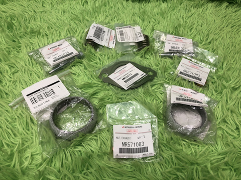 MR571083 ГАЙКА ТРУБЫ ВЫХЛОПНОЙ (LANCER 07) Mitsubishi | Запчасти на DRIVE2