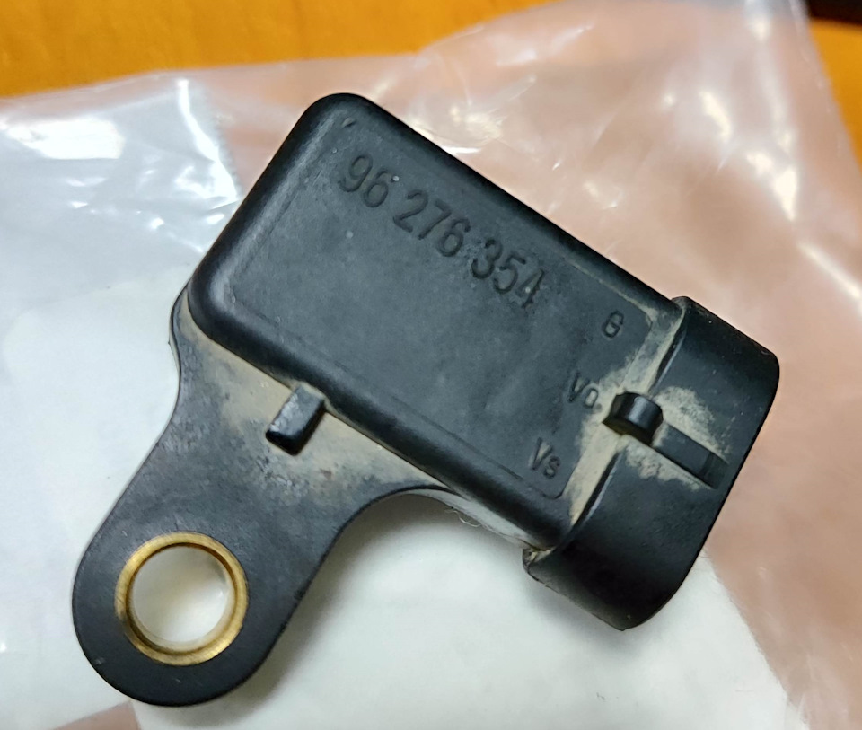 96276354 Датчик давления воздуха во впускном коллекторе двигателя GM ...