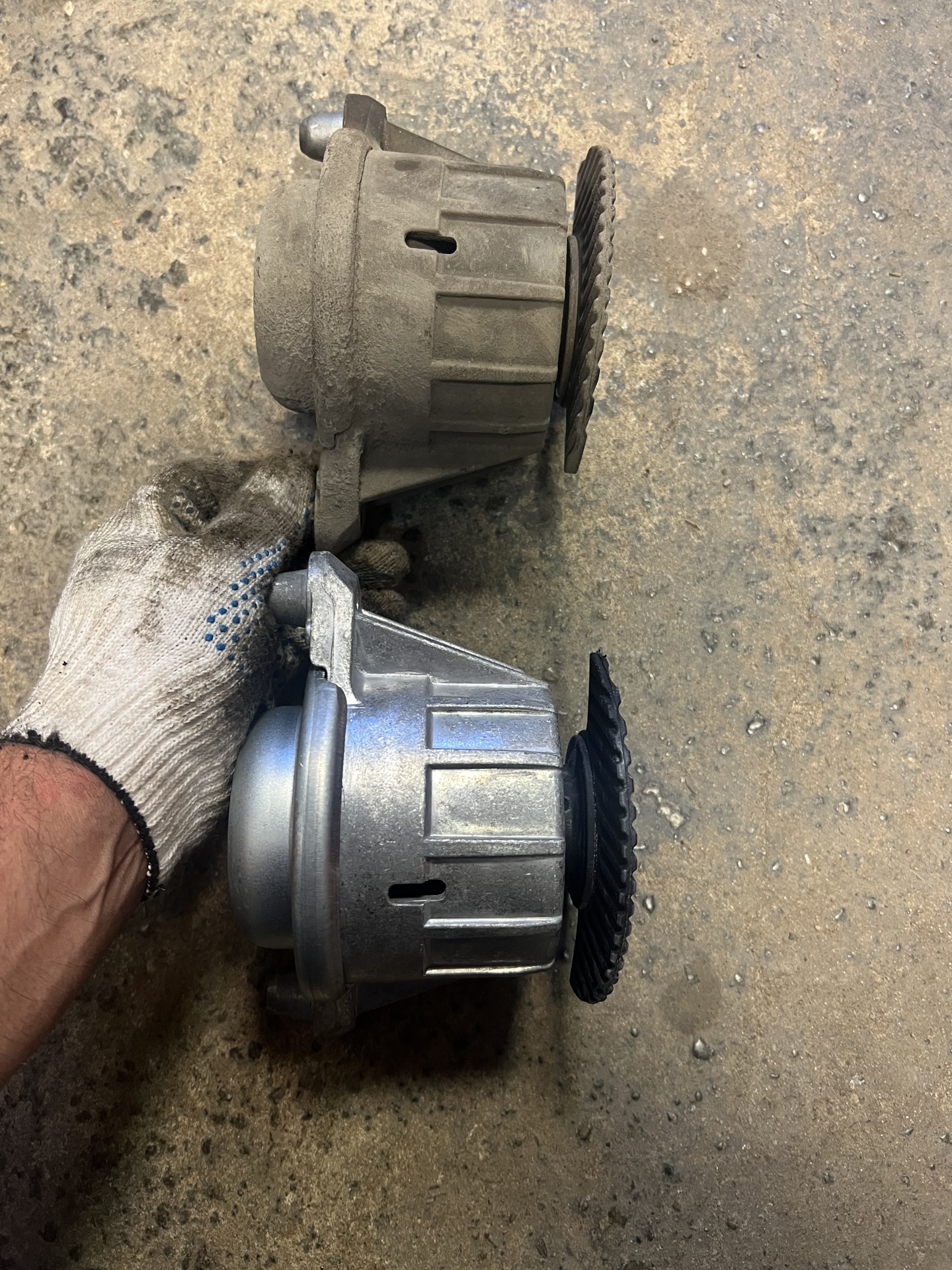 Опоры двигателя /коробки — Mercedes-Benz E-Class (W212), 1,8 л, 2010 ...