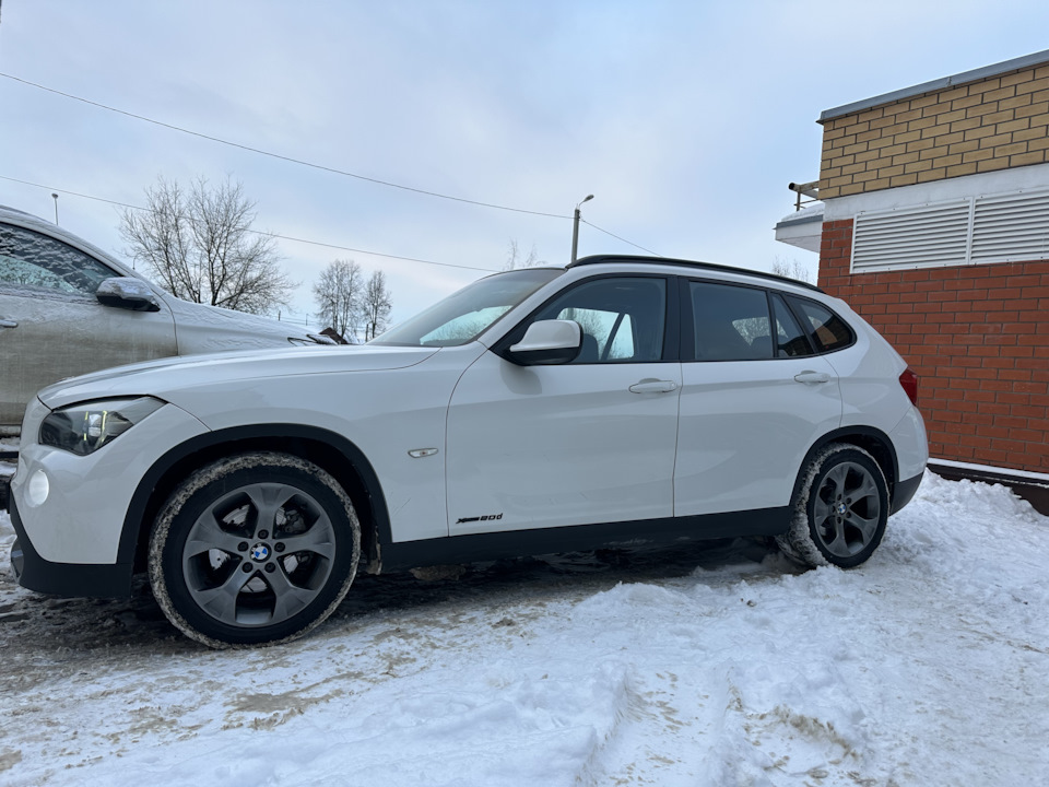 BMW e84 покраска дисков и игра с цветом — BMW X1 (E84), 2 л, 2012 года | стайлинг | DRIVE2
