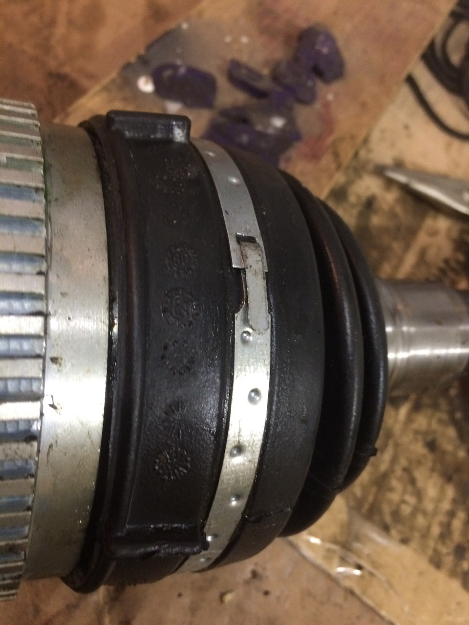 Замена левого шрус переднего моста — Mercedes-Benz G-Class (W463 1G), 3 ...