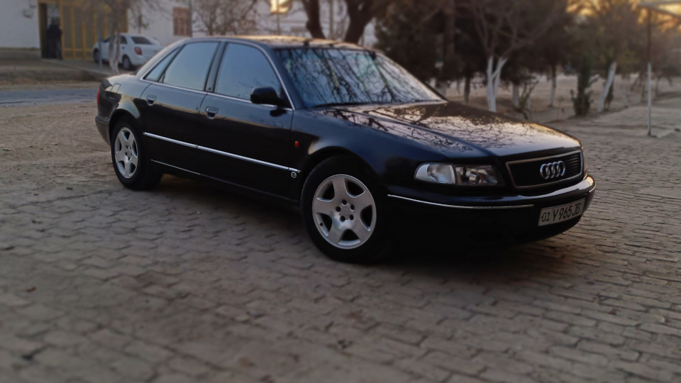 Audi A8 (D2) 4.2 бензиновый 1995 | 4.2 Quattro ABZ на DRIVE2