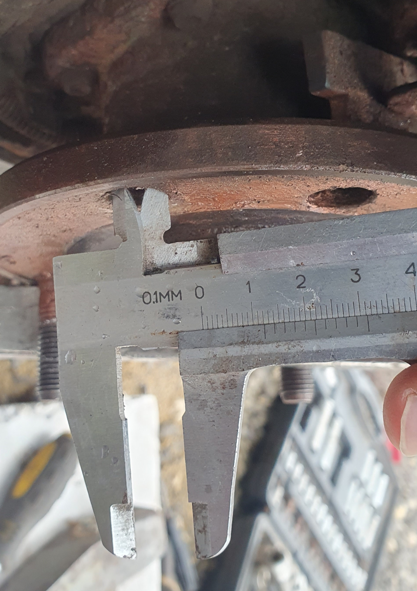 Замена шпильки заднего колеса Chevrolet Lacetti — Chevrolet Lacetti ...