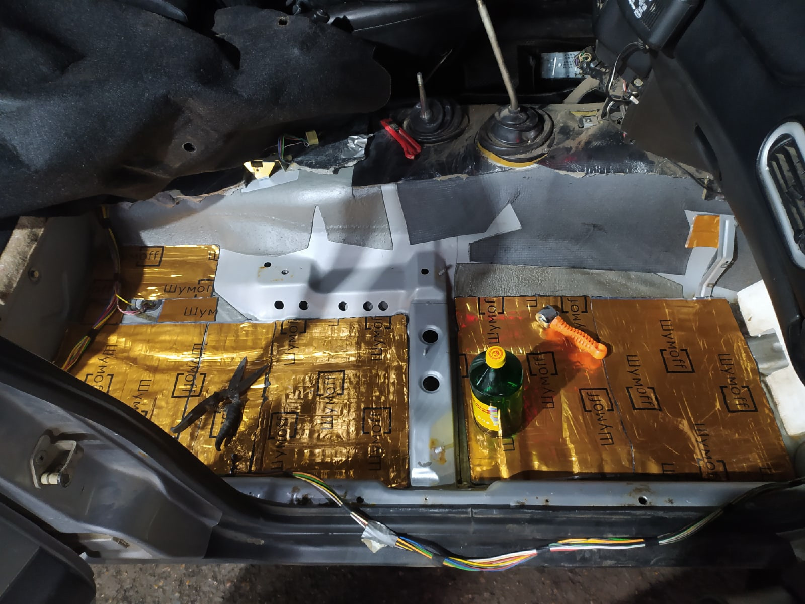 Выкидываем штатную шумку — Chevrolet Niva (1G), 1,7 л, 2009 года ...