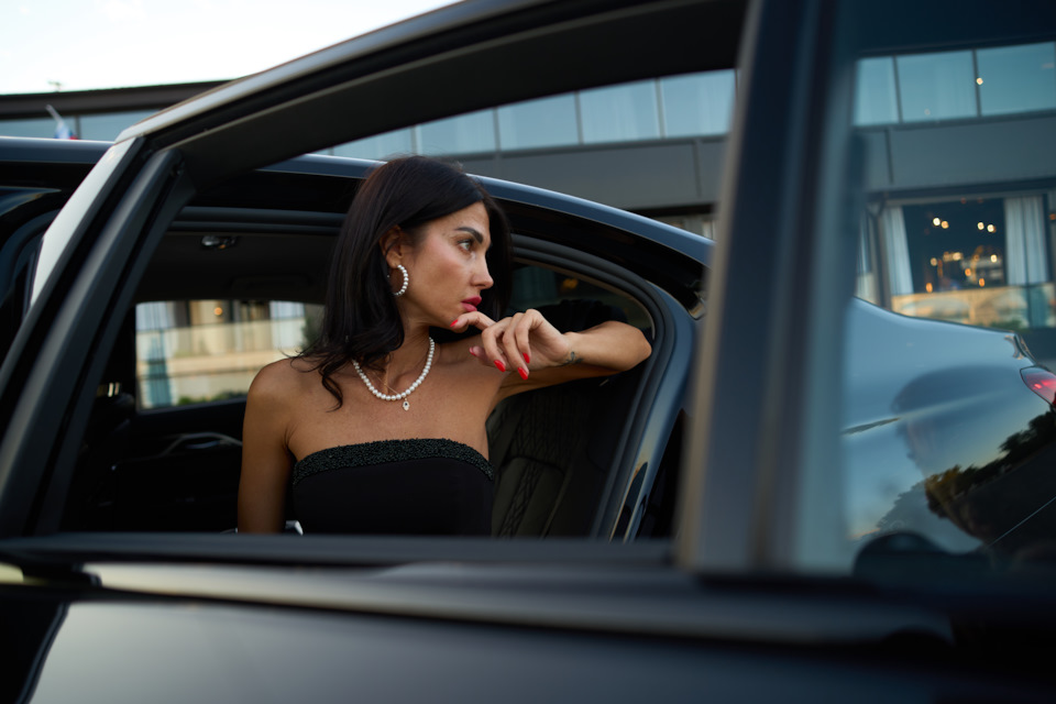 The 7 и Брюнетка ч.2 — BMW 7 series (G11/G12), 3 л, 2019 года | фотография | DRIVE2