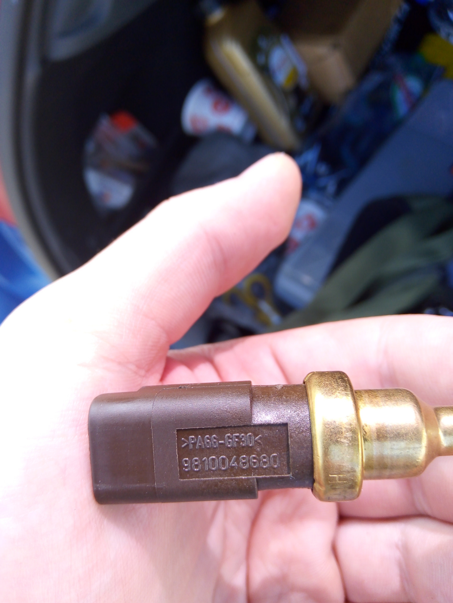 Датчик температуры охлаждающей жидкости не протянул и трех месяцев и ...