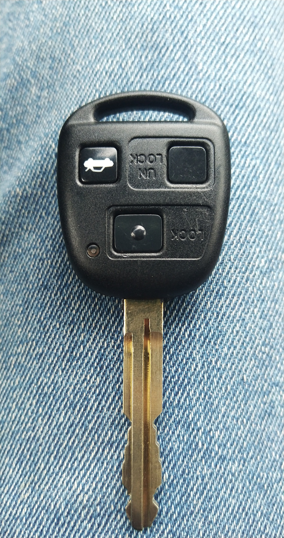 Ключ зажигания — Toyota Camry (XV30), 2,4 л, 2005 года | расходники ...