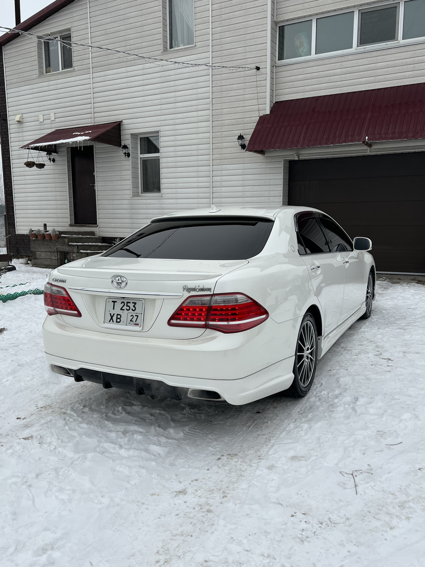 Наряды — Toyota Crown (S200), 3 л, 2010 года | тюнинг | DRIVE2