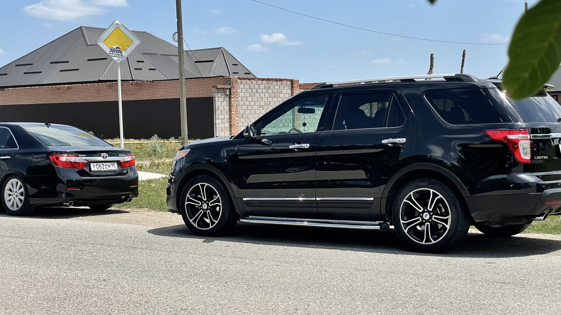 Ford Explorer (5G) 3.5 бензиновый 2012 | 95BLACK на DRIVE2