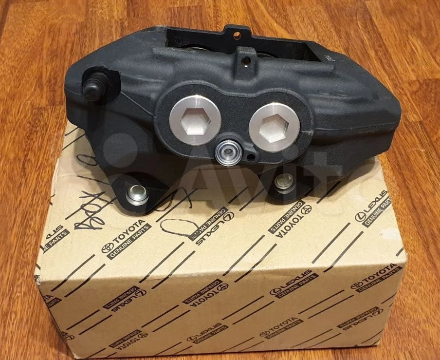 Прикупил передние суппорта под покраску и переборку. — Lexus GS (S190 ...