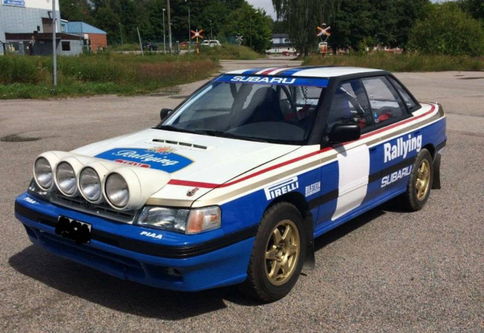 Работы продолжаются — Subaru Legacy (BC/BJ/BF), 2,2 л, 1991 года ...