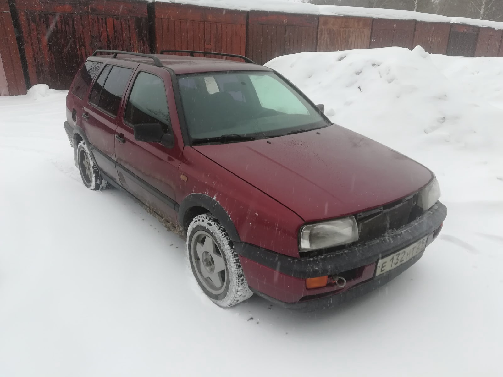 не прошло и пол года! — Volkswagen Golf Variant (Mk3), 1,9 л, 1996 года ...