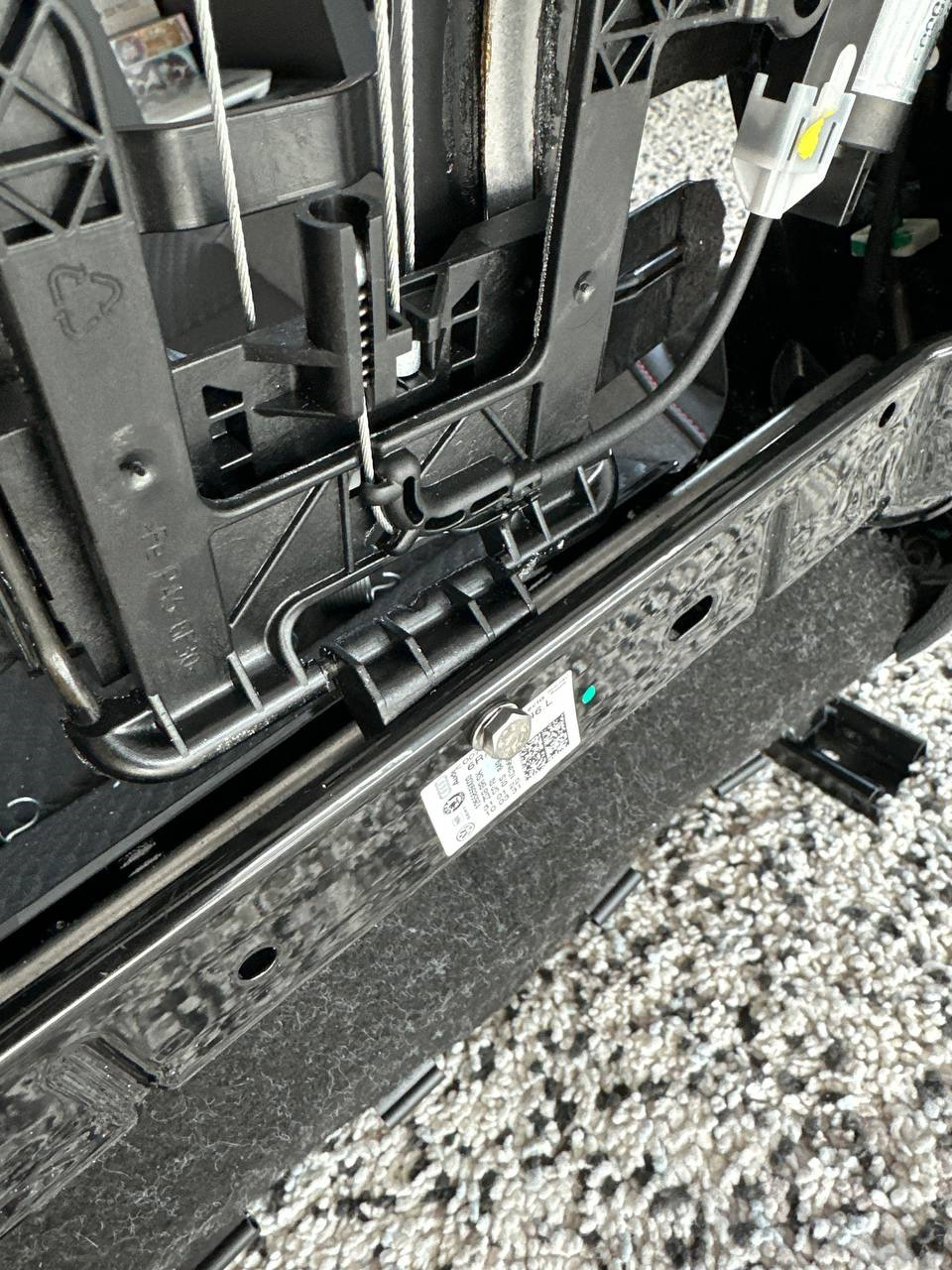 Поясничные упоры с электрорегулировкой — Volkswagen Polo liftback, 1,4 ...