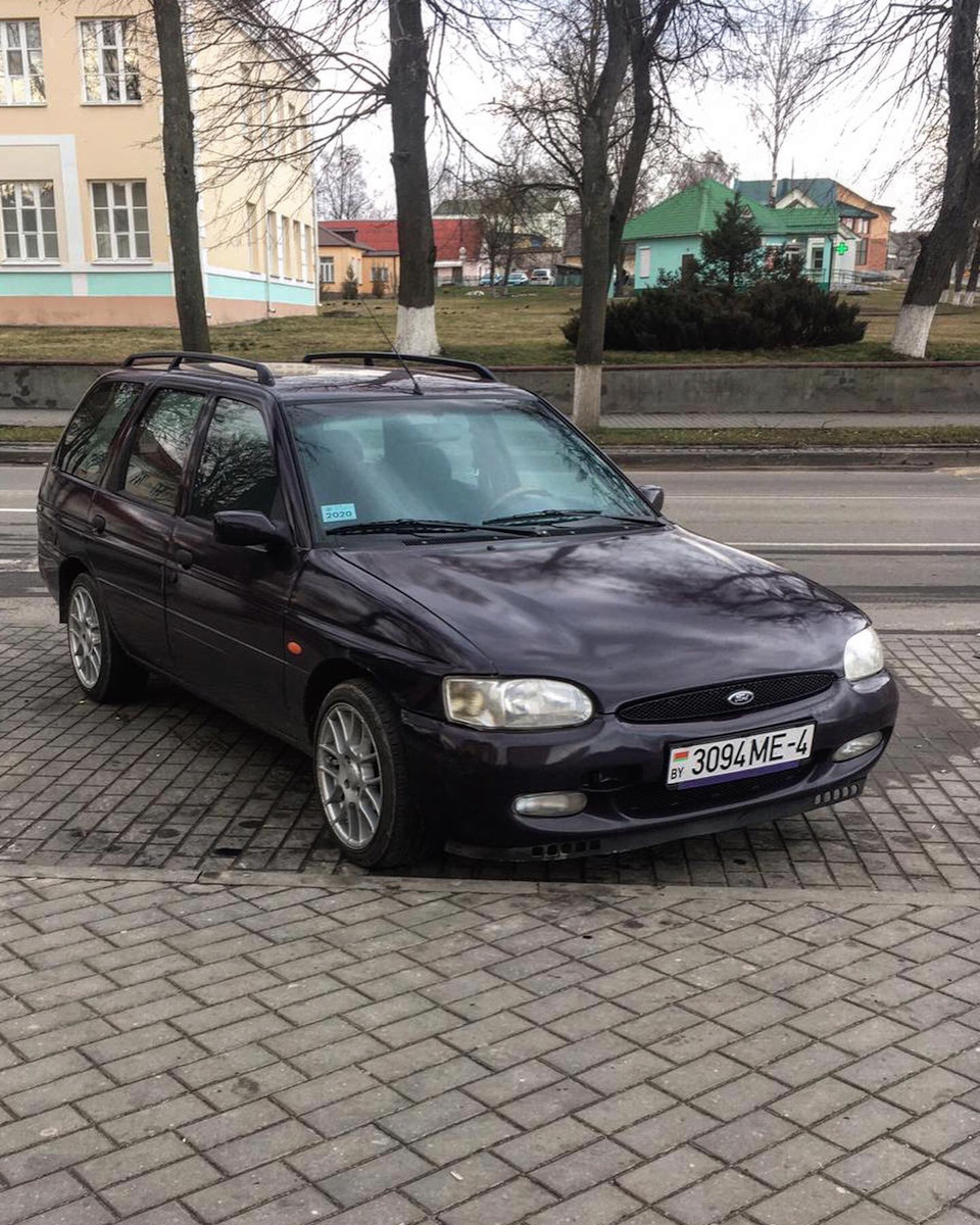 Летние тапки — Ford Escort Mk6 1 8 л 1998 года колёсные диски Drive2
