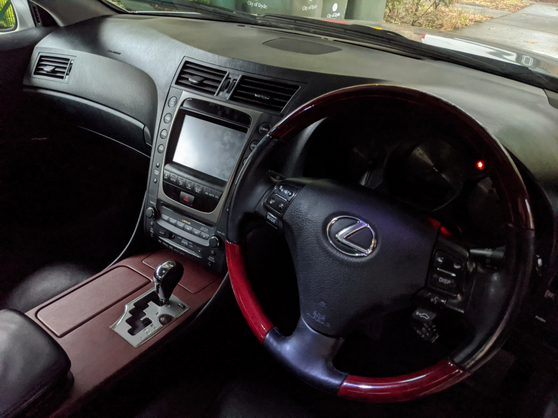 Vinyl Wrapped центральная консоль от рестайлинга — Lexus GS 450h (1G ...