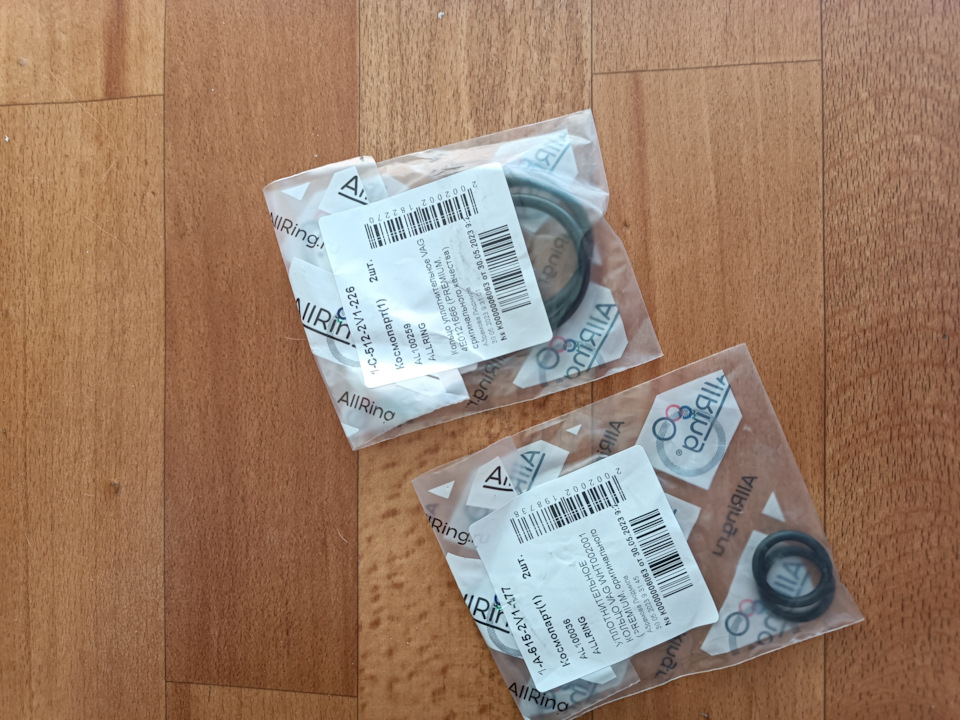 Верхний патрубок охлаждения. В резерв. 😎 — BMW X5 (E53), 3 л, 2003 года ...