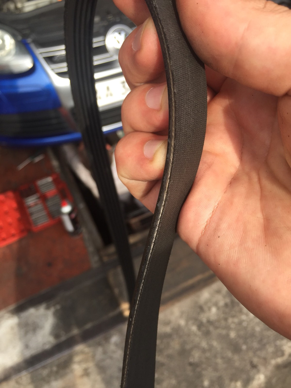 замена поликлинового ремня. — Volkswagen Golf R Mk5, 3,2 л, 2008 года ...