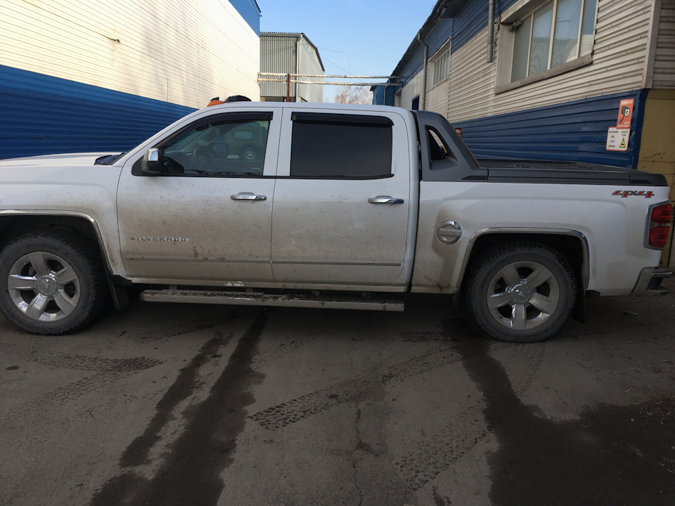 Привезти 1,2 тонны — Chevrolet Silverado (K2XX), 6,2 л, 2014 года ...