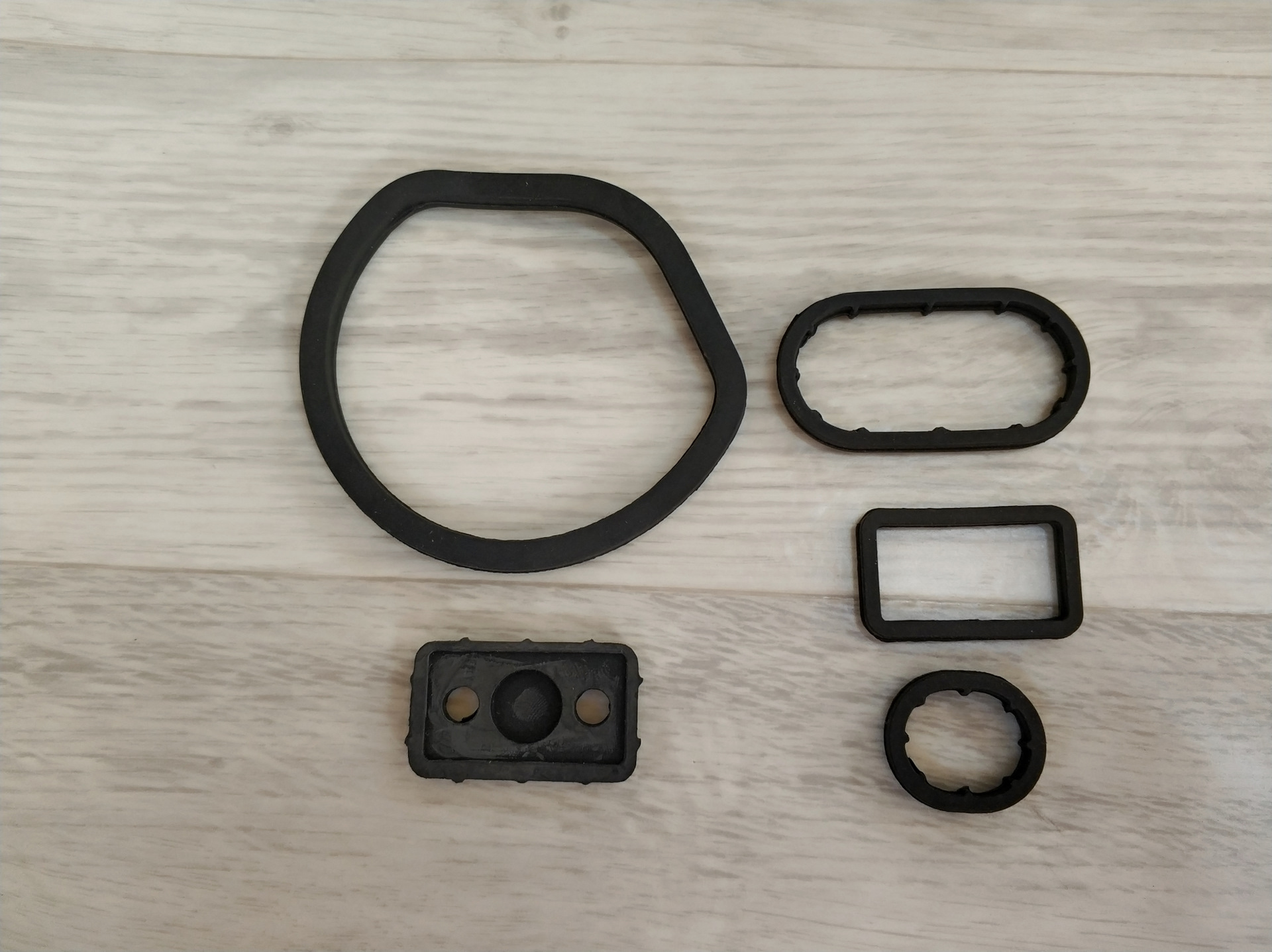 Комплект прокладок маслоохладителя для Mercedes M112, M113 — Bersa ...