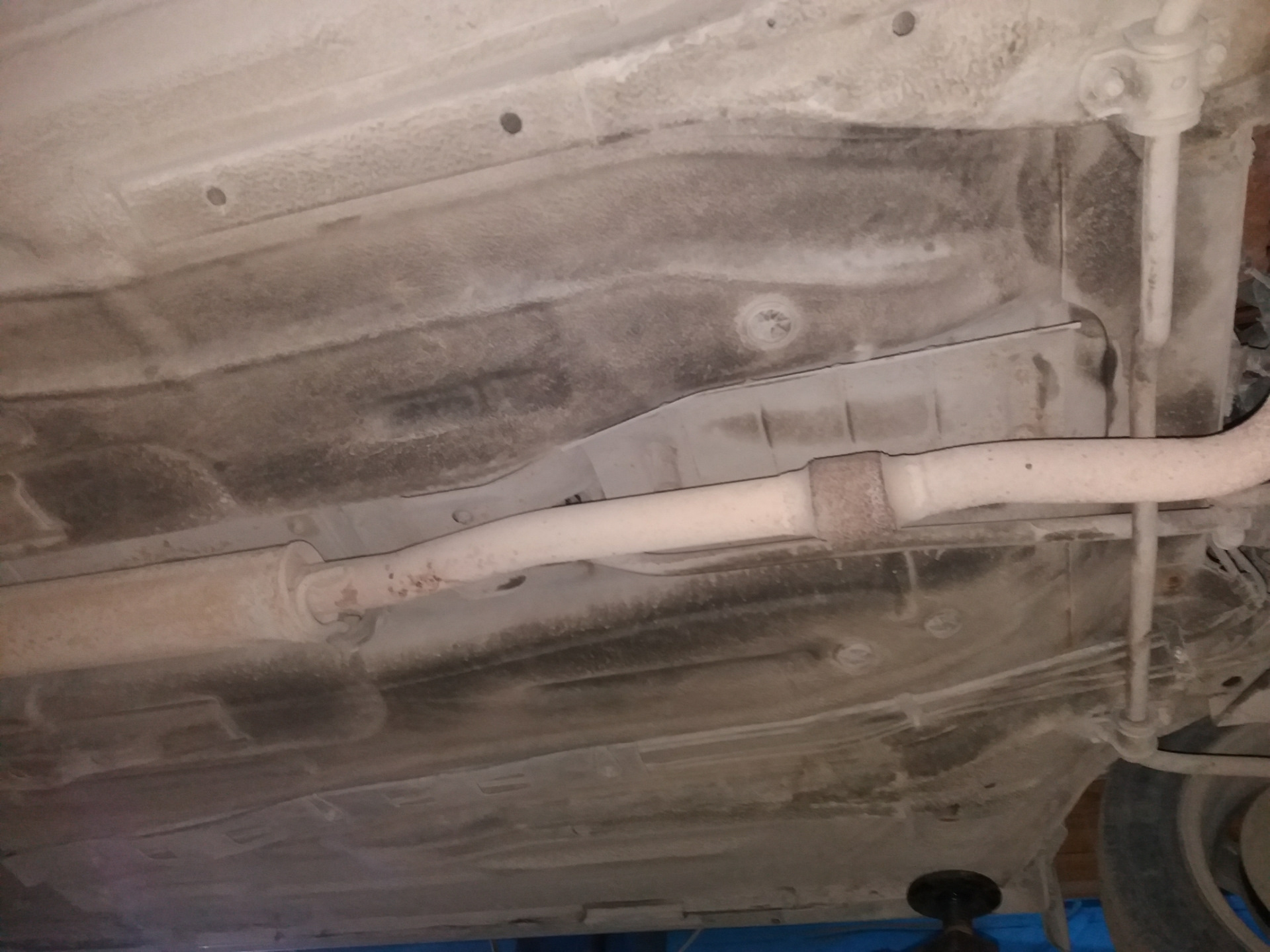 Замена гофры резонатора на приора — Lada Приора универсал, 1,6 л, 2012 ...