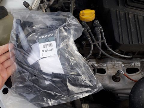 8200943801 Комплект проводов зажигания 4 шт RENAULT | Запчасти на DRIVE2
