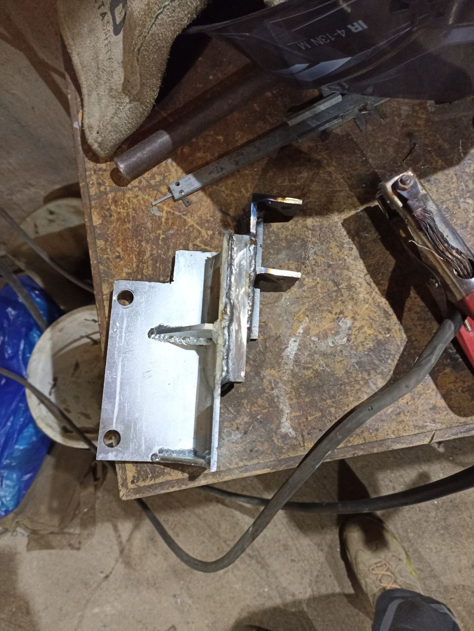 Перенос генератора наверх змз 402 (УАЗ 469/31512) — УАЗ 31512, 2,5 л, 1985 года | тюнинг | DRIVE2