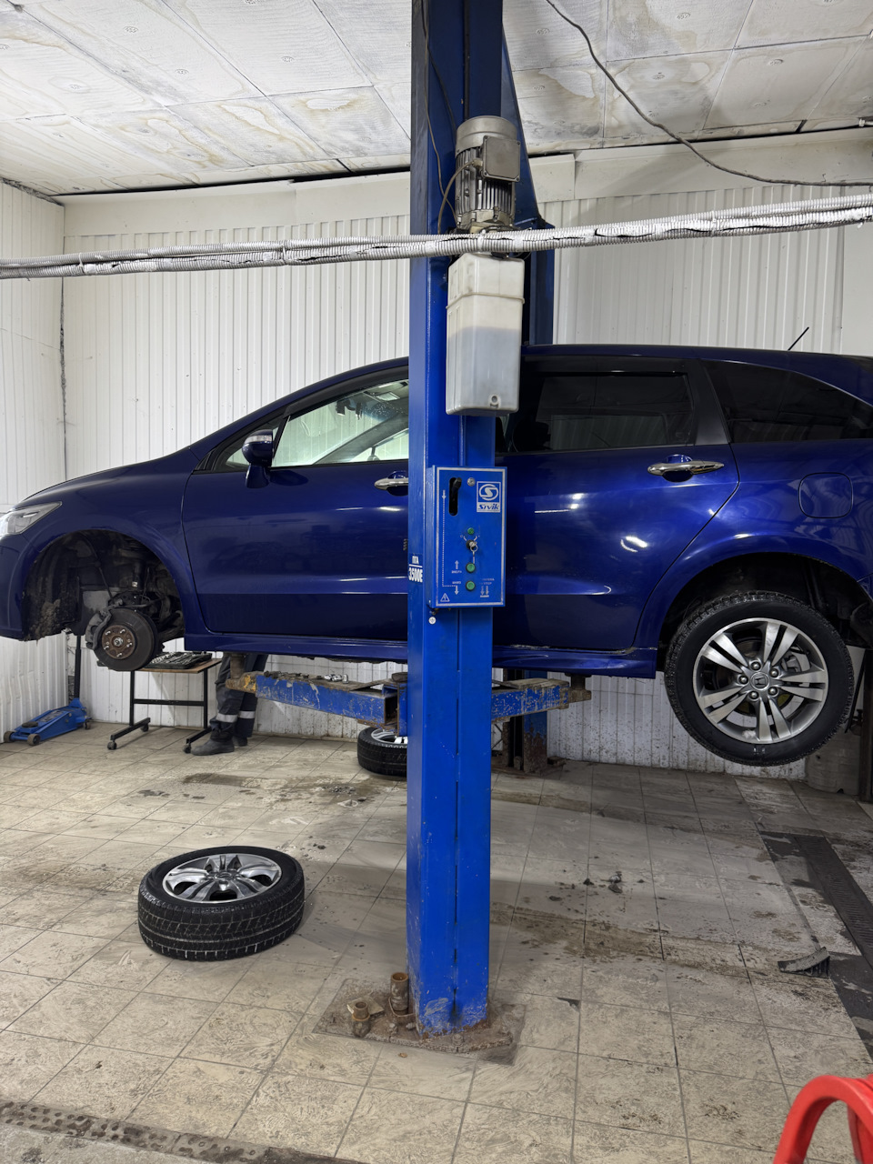 Проставки долой! — Honda Stream (RN6-9), 1,8 л, 2012 года | визит на ...
