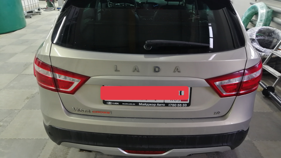 Lada Vesta SW Cross 1.8 бензиновый 2018 | на DRIVE2