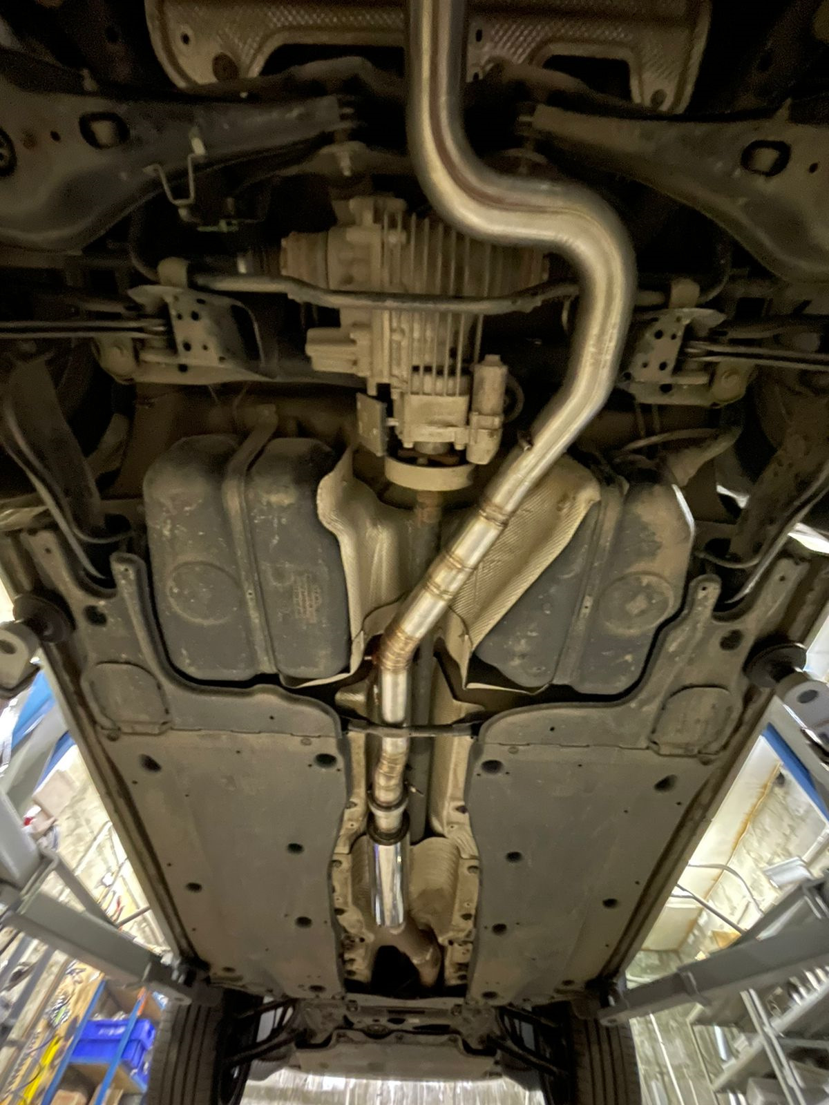 Kodiaq Exhaust Tiguan R AD1 — Skoda Kodiaq (1G), 2 л, 2020 года ...